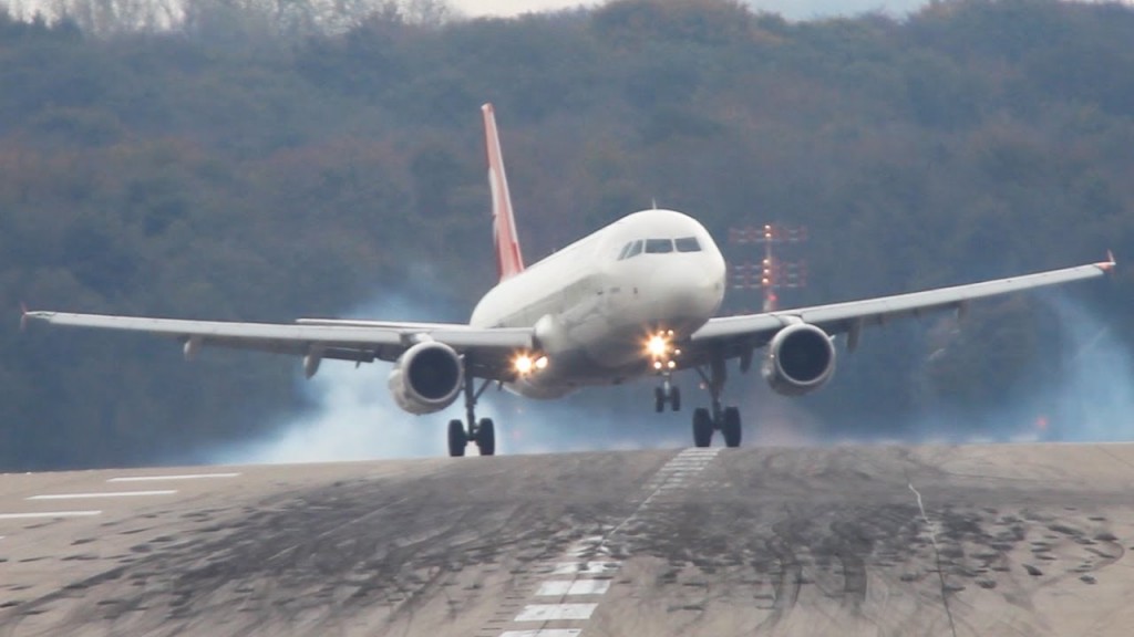 Boeing 767 Landing Gear hits Limits on Heavy Crosswind Landing - FlyTime.ca